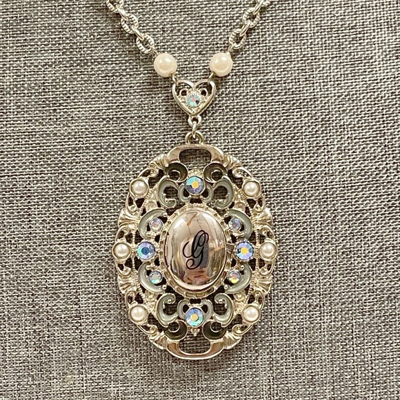 Guess | Jewelry | Guess Signed Vintage Necklace With Large Filigree And ...